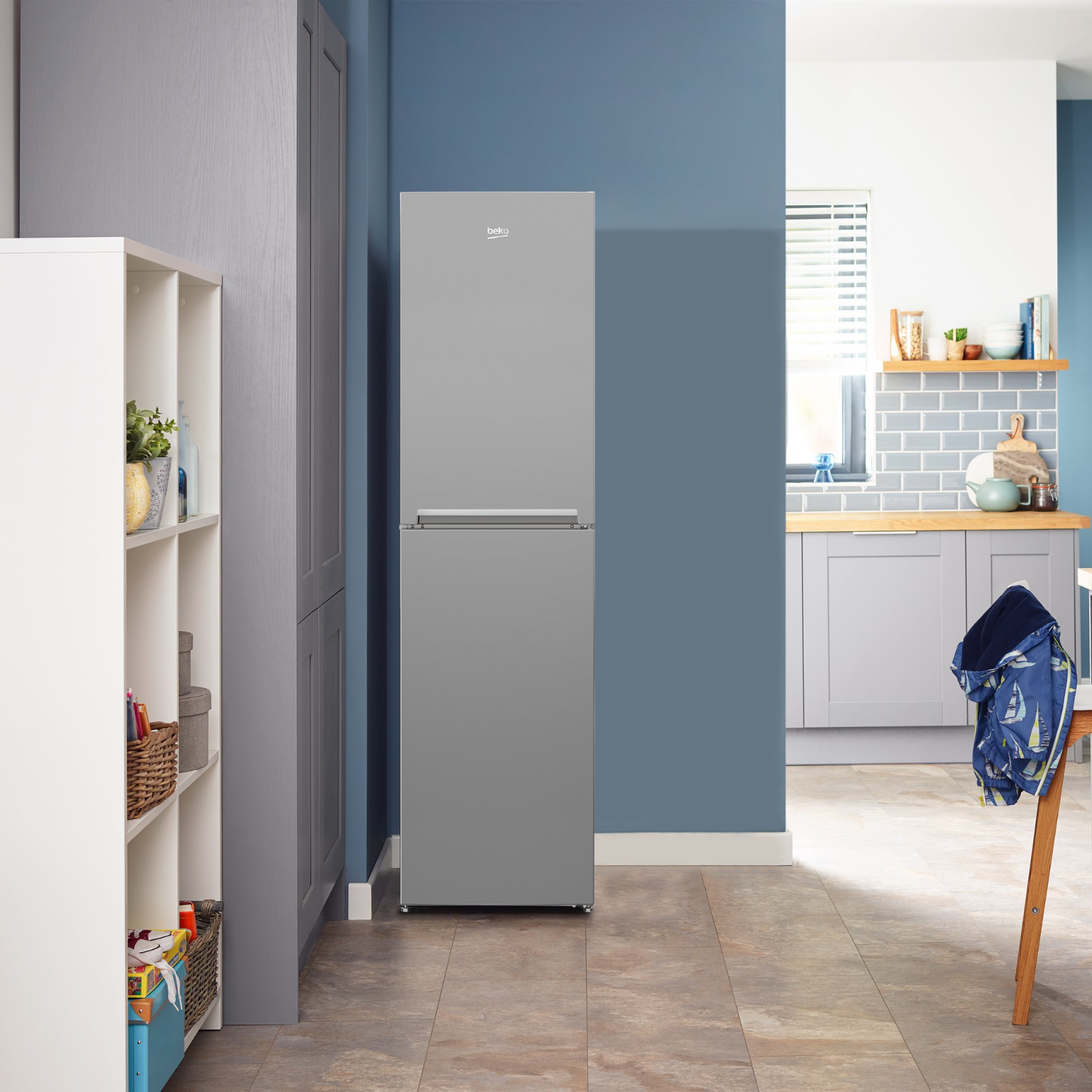 Freestanding Frost Free Fridge Freezer with Freezer Guard CFG4501 | Beko UK