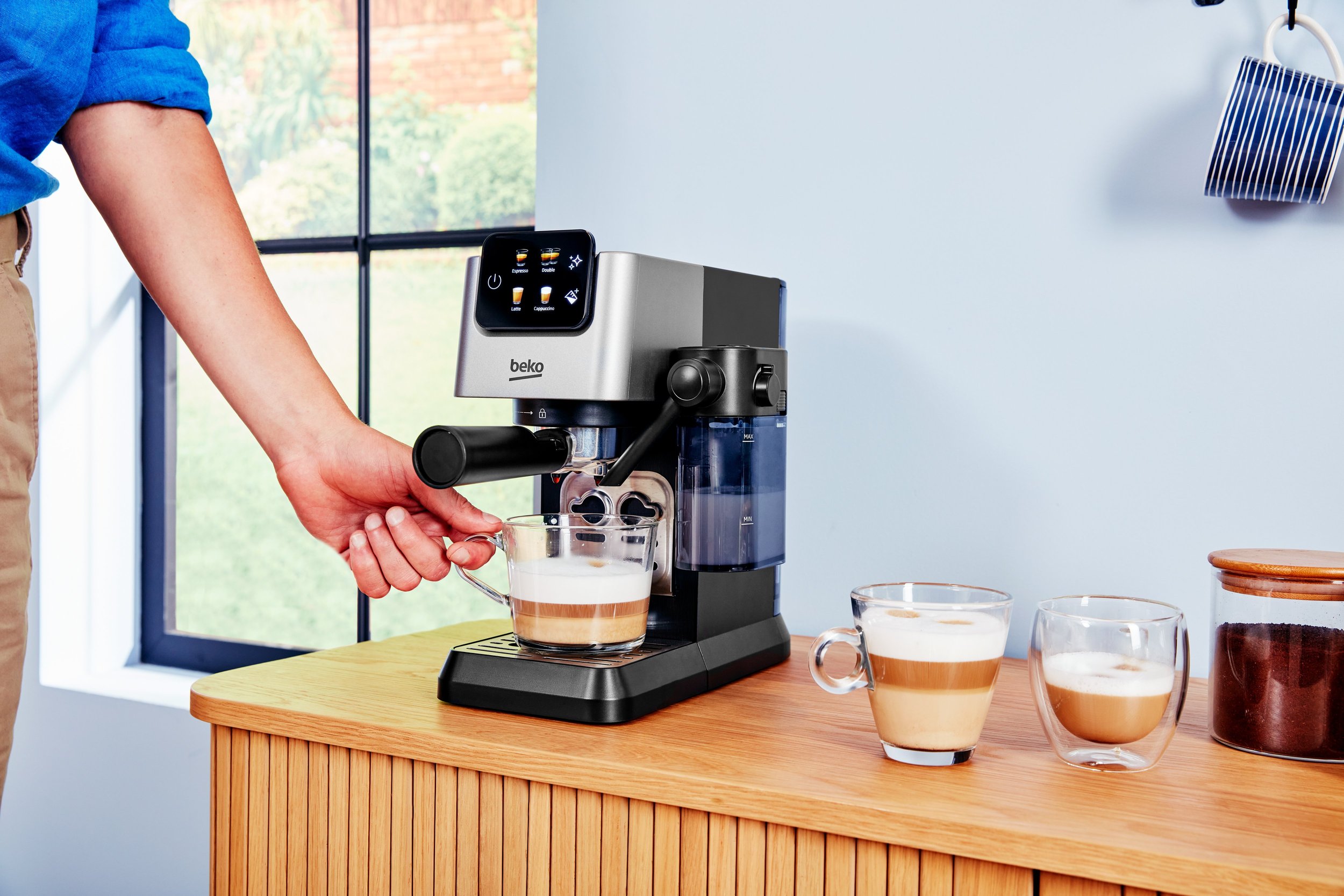 CaffeExperto Semi Automatic Espresso Coffee Machine with Integrated ...