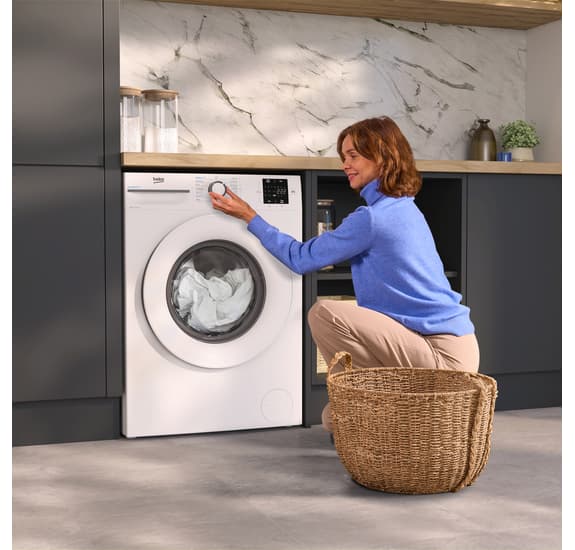 Freestanding 10kg 1400rpm Washing Machine with EnergySpin BM3WT31041 ...