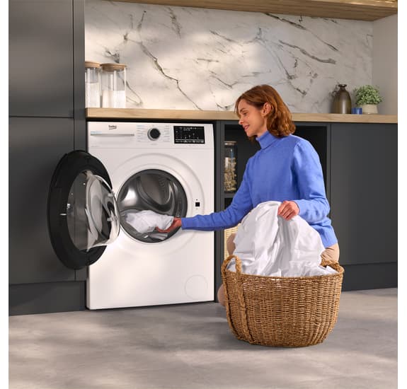 Freestanding 9kg 1400rpm Washing Machine with EnergySpin and IronFast ...